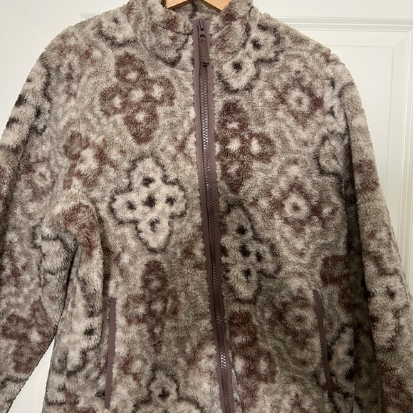 Abercrombie & Fitch | Sweaters | Mens Abercrombie Patterned Fleece ...